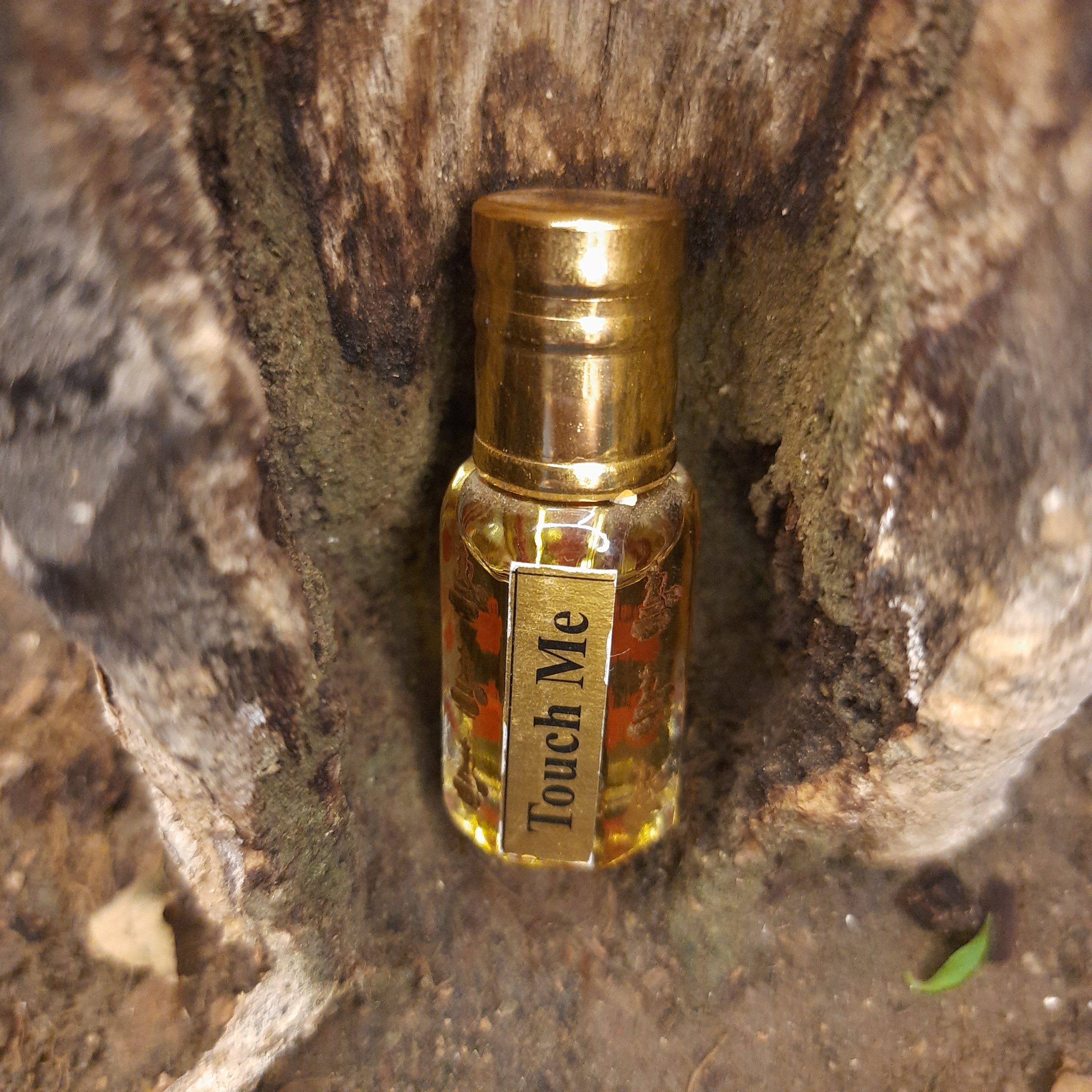Touch Me Attar – Ruby Aromatic